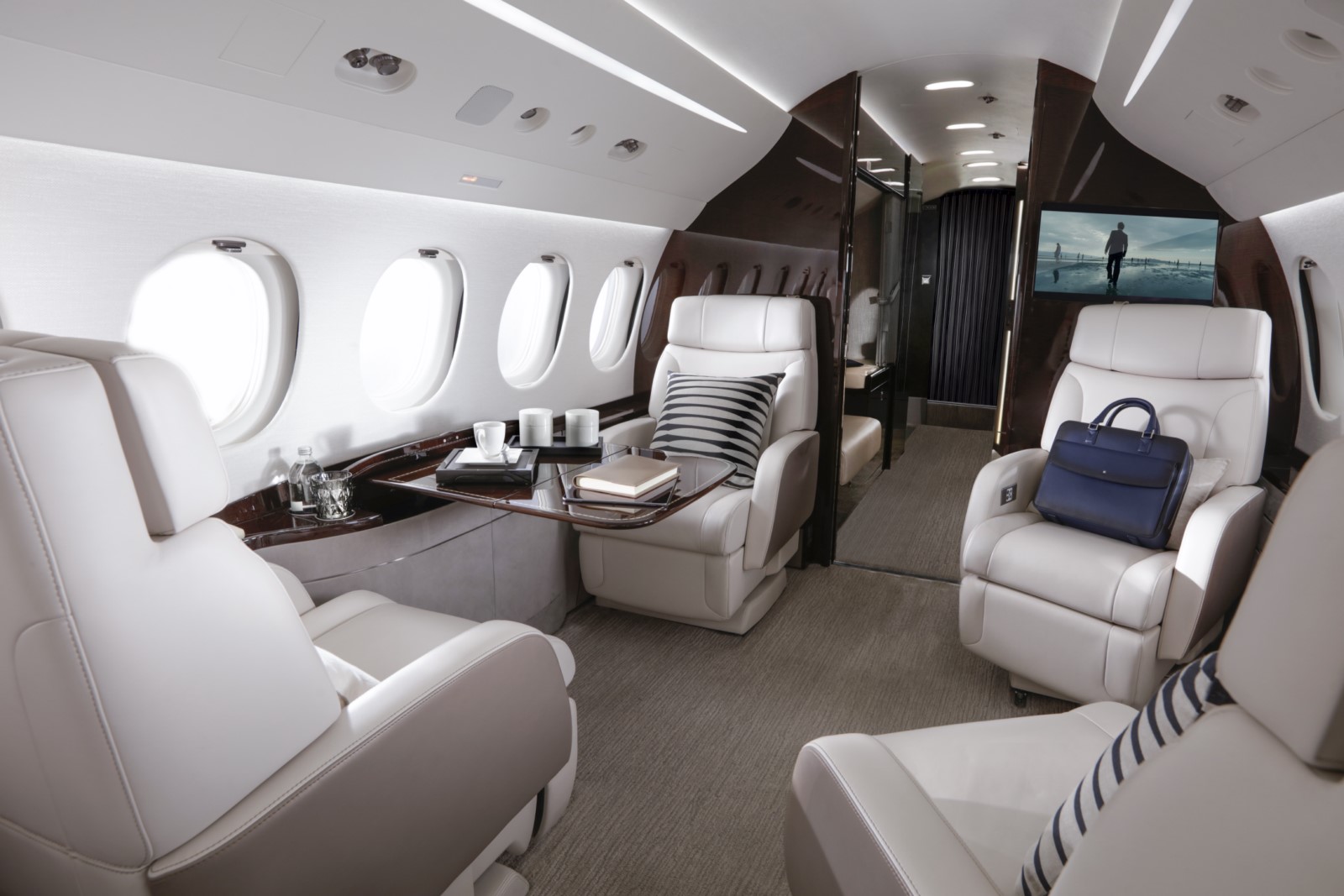 DASSAULT FALCON 8X | Private Jet | Global Jet